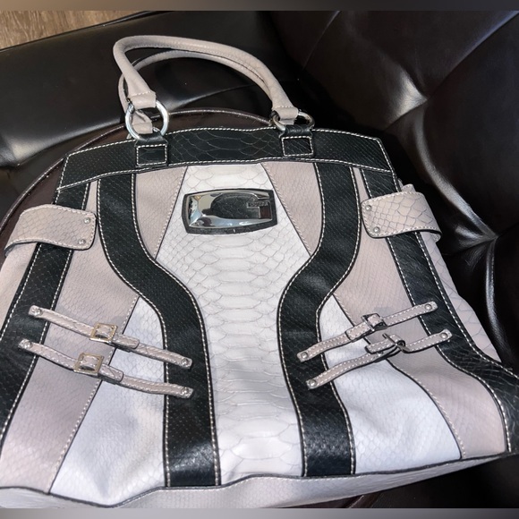Guess | Bags | Guess Large Faux Snakeskin Shoulder Bag | Poshmark